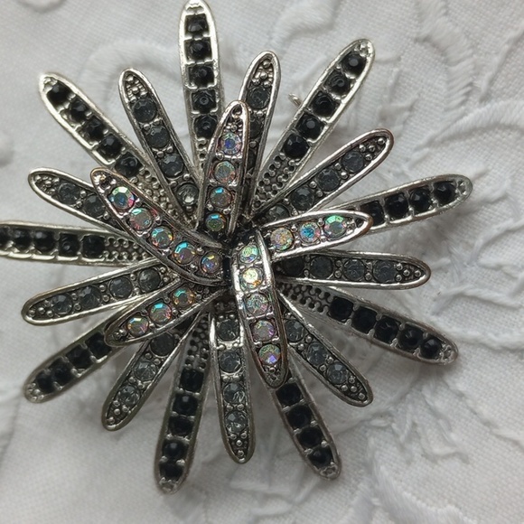 Vintage | Jewelry | Vintage Flower Starburst Atomic Cosmo Ab Rhinestone ...